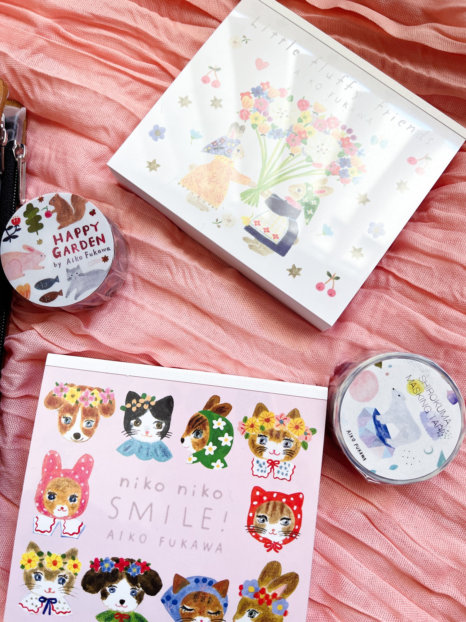 Aiko Fukawa | Little Fluffy Friends Memo Pad | 22-941 – KuboandLucy Stationery Co